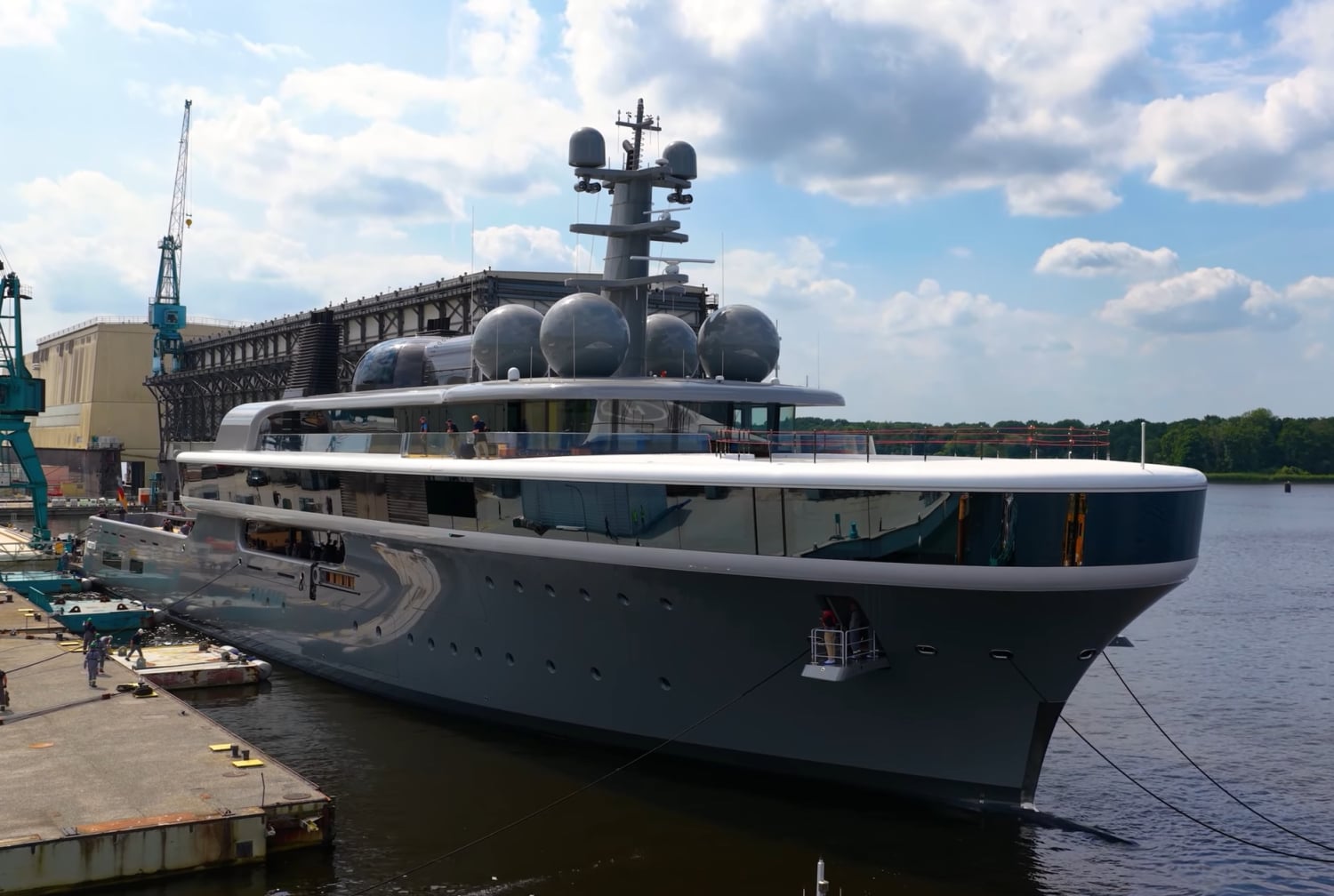 NAUSICAÄ Yacht • Yusaku Maezawa $350M Superyacht